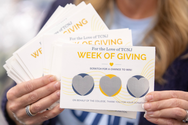 Week of Giving draws big support for TCNJ | Division of College Advancement